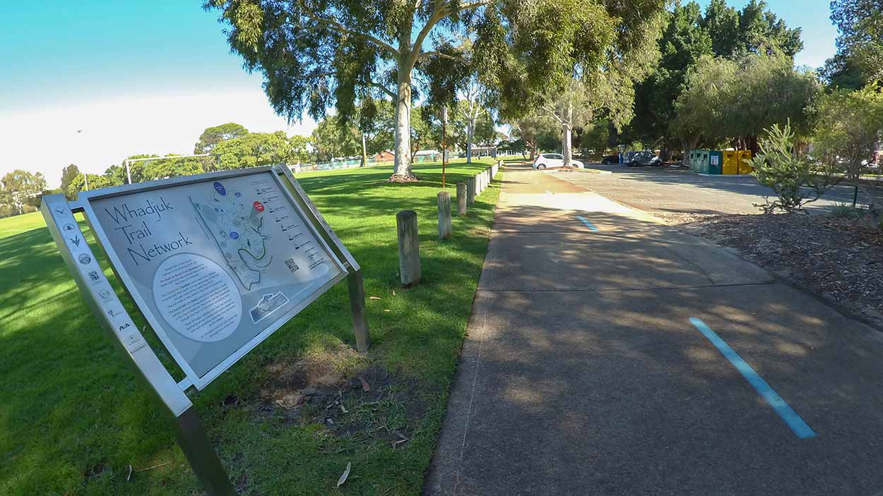 A Morning Hike on the Karak Bidi of the Whadjuk Trail Network, Perth ...