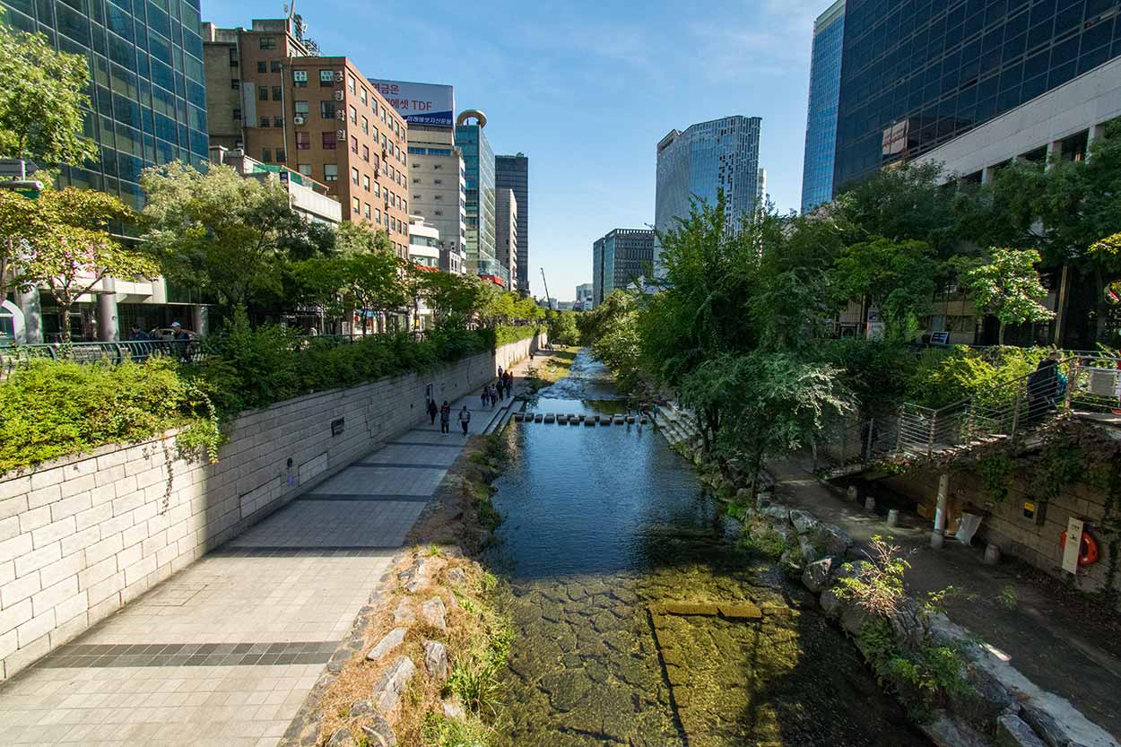 Views over Cheonggyecheon Stream: A photograph from Cheonggyecheon ...